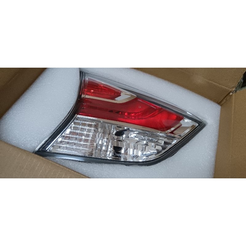 ORIGINAL Nissan x trail t32 2013-2017 tail lamp left side | Shopee Malaysia