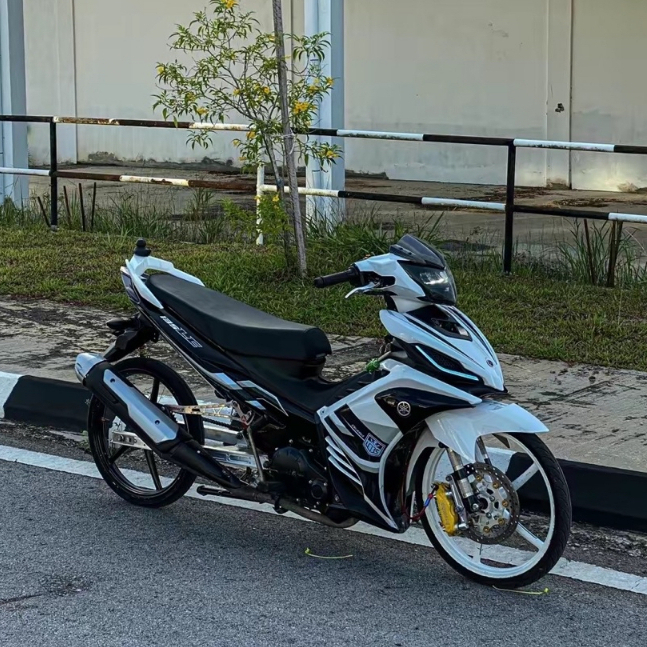 COVERSET BODYSET YAMAHA LC LC135 V6 V7 DR EXCITER WHITE PUTIH STRIPE ...