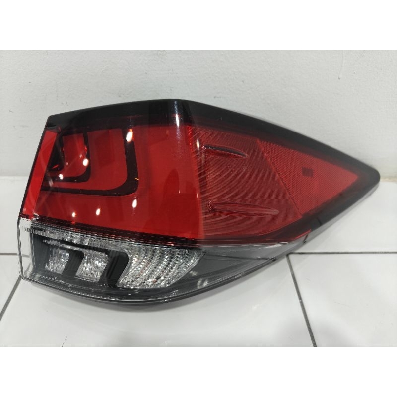 Toyota Lexus Rx300 @ Rx350 tail light Rh | Shopee Malaysia