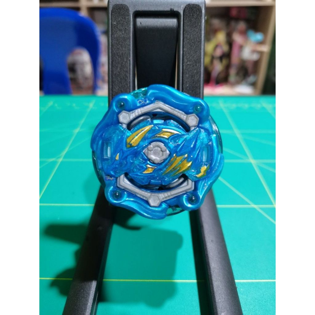 Beyblade Cosmo Dragon | Shopee Malaysia