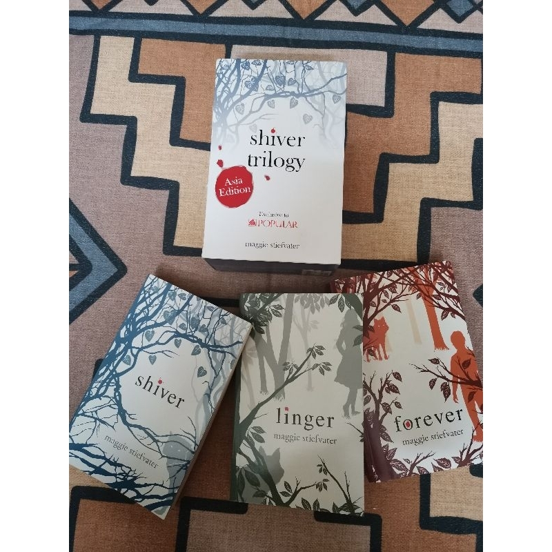 (Original) Second-hand Book/Preloved Book: Shiver Trilogy by Maggie ...