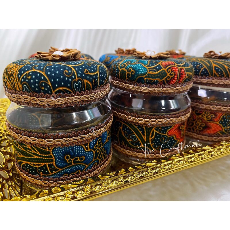 Ready for HARI RAYA‼️ Balang Kuih Raya siap hiasan / Decor Botol Kuih ...