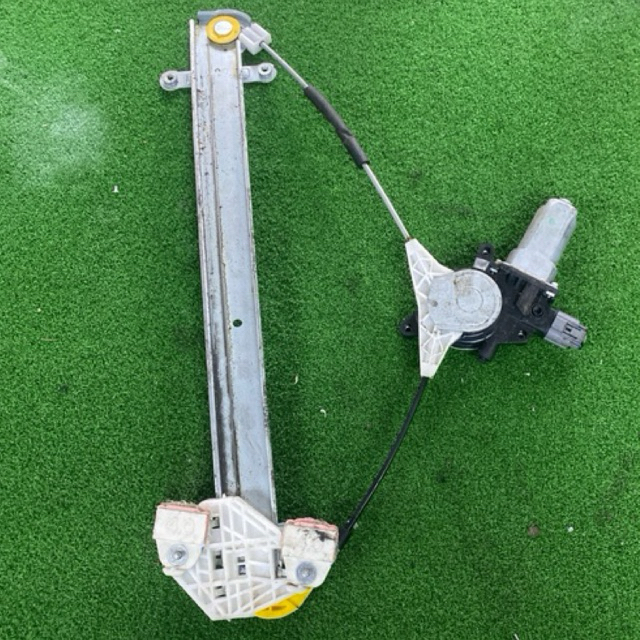 Original Honda Odyssey RB1/ RB2 Front RH Power Window Gear + Motor ...
