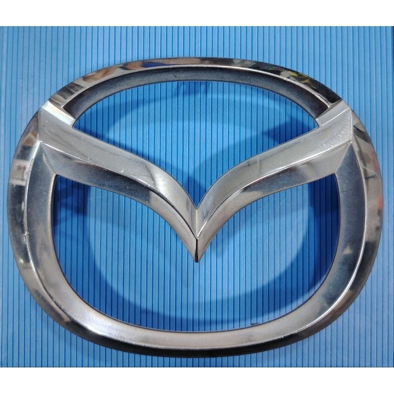 Front grille emblem for 2014-2016 Mazda 3(Original) (Used) | Shopee ...