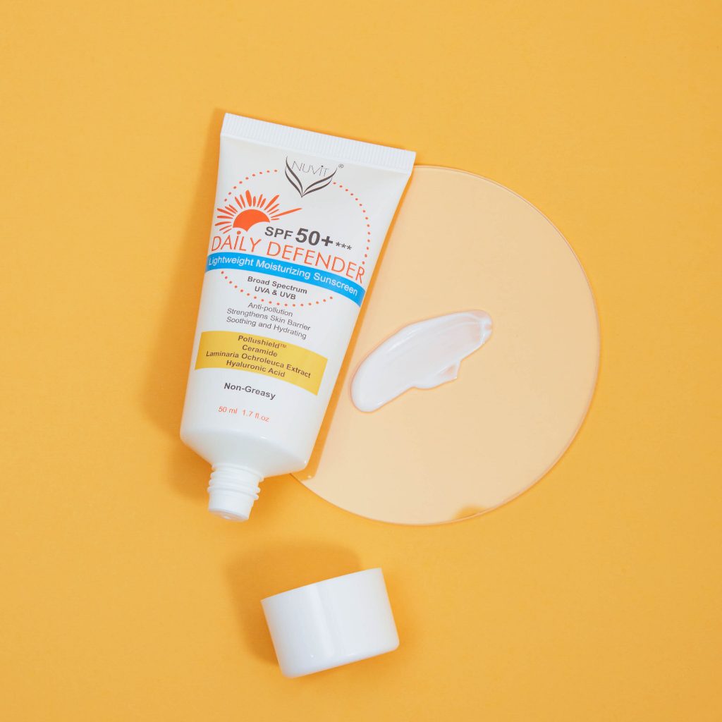 Nuvit Daily Denfender Lightweight Moisturising Sunscreen SPF50+ ( 50ml ...