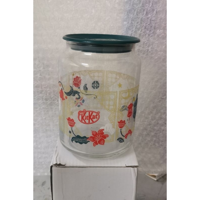 Limited Edition Kit Kat Luminarc Glass Jar with Air Tight plastic lid ...