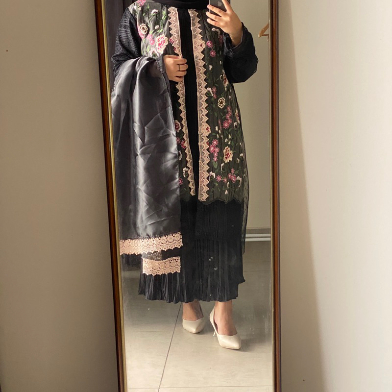 MAUDY SET - RAYA 2024 KEBAYA MODERN LACE GRADUATION DRESS STYLE RETRO ...