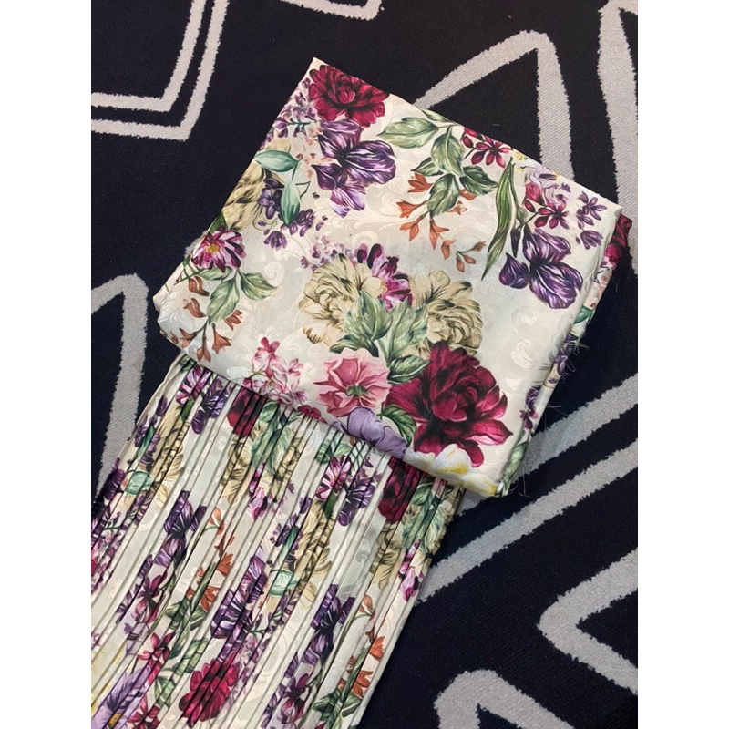 KAIN PLEATED VIETNAM SILK [PLEATED PREMIUM] (1psg / 5 meter) | Shopee ...