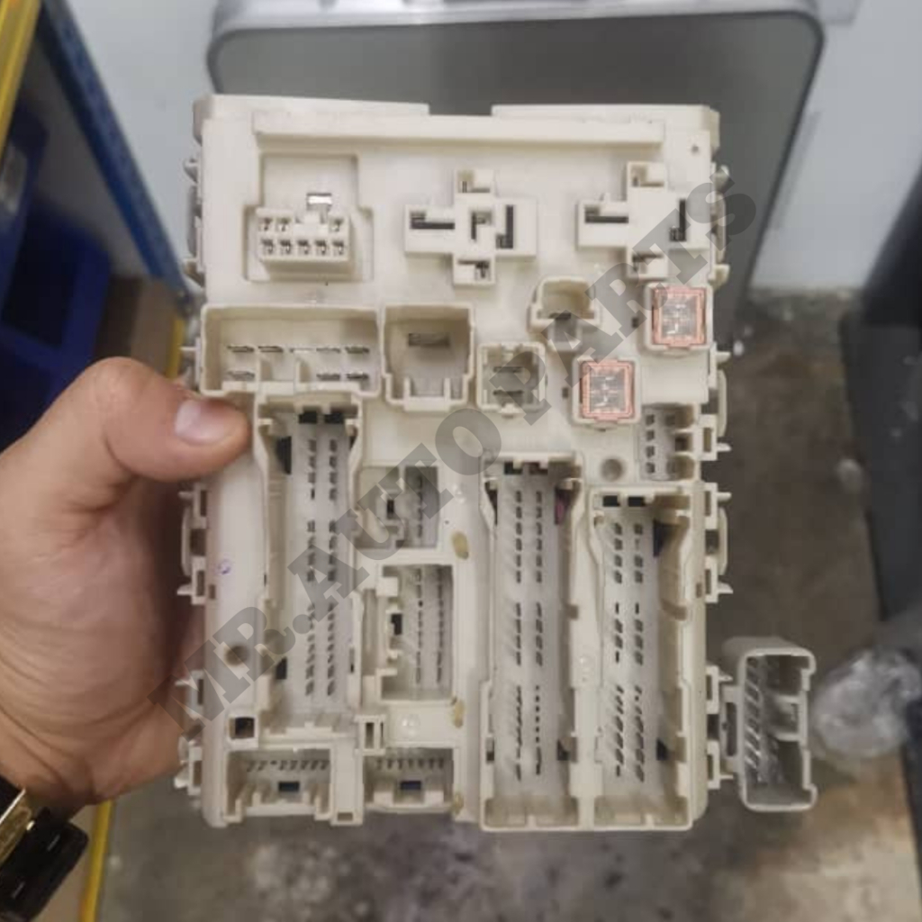 82730-52690 [9602] / 7117-1173 TOYOTA VIOS NCP93 YARIS FUSE BOX 100 % ...
