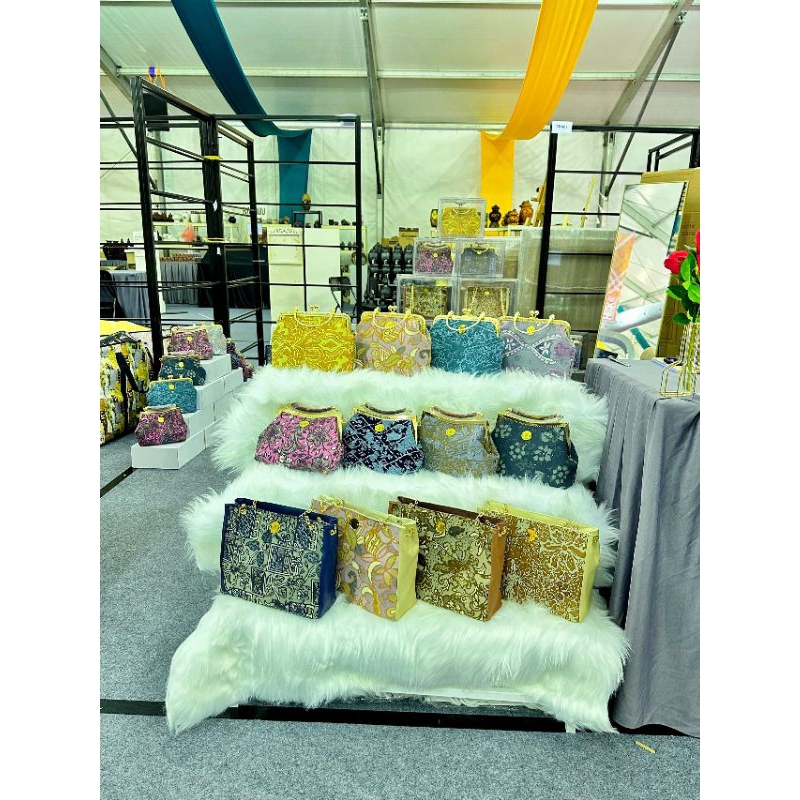 Ready stock Handmade bag/bag batik/ kraftangan malaysia/ bag hadiah ...