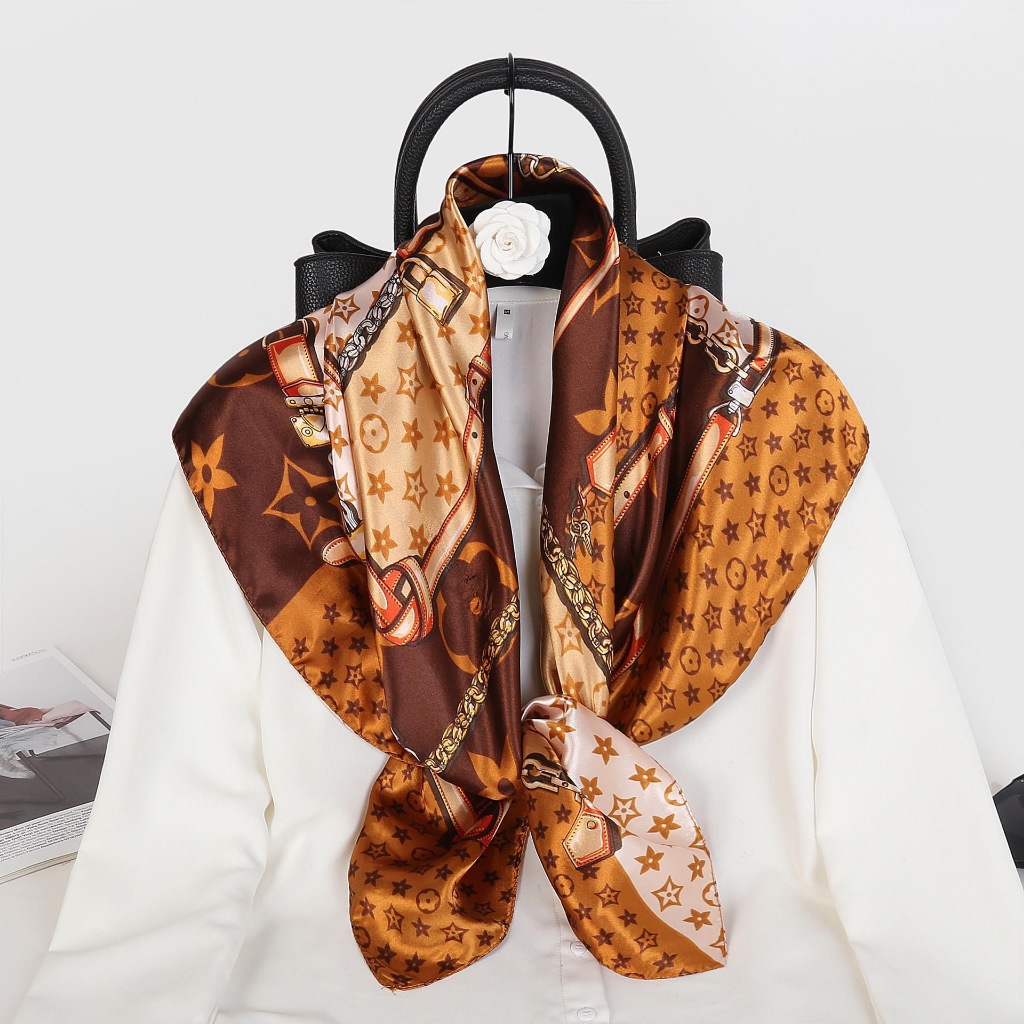 GODDESS Retro women silk scarf Luxury women silk scarf Simple and ...