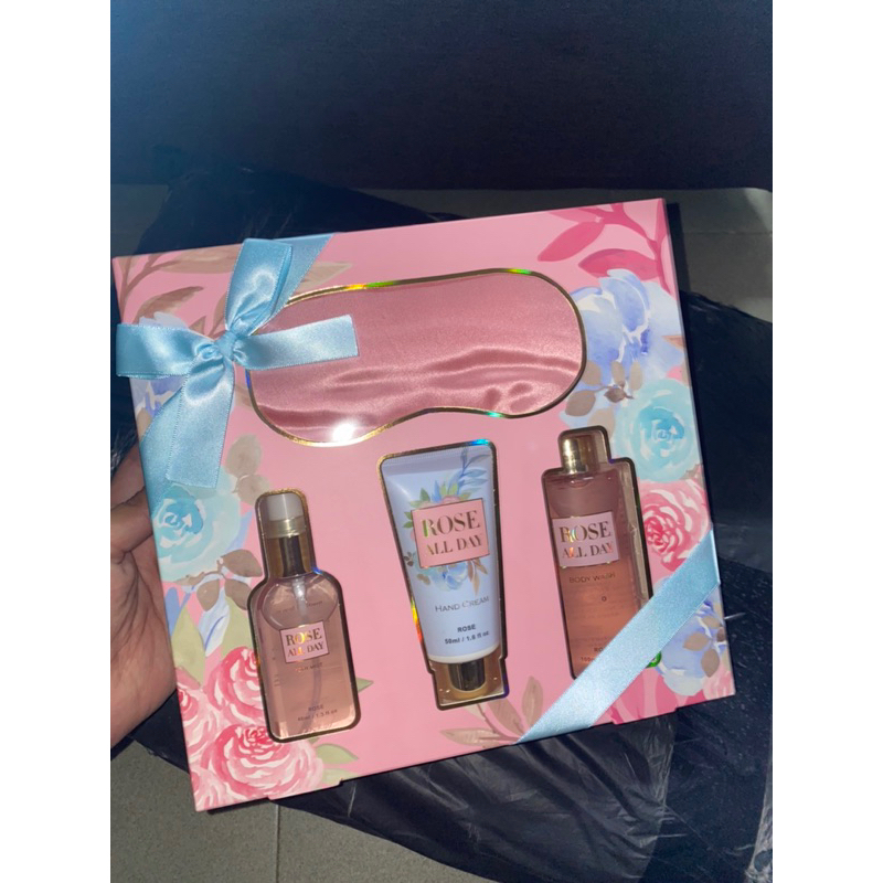 GUARDIAN GIFT BOX SALE,Spa boutique/body Scrub | Shopee Malaysia
