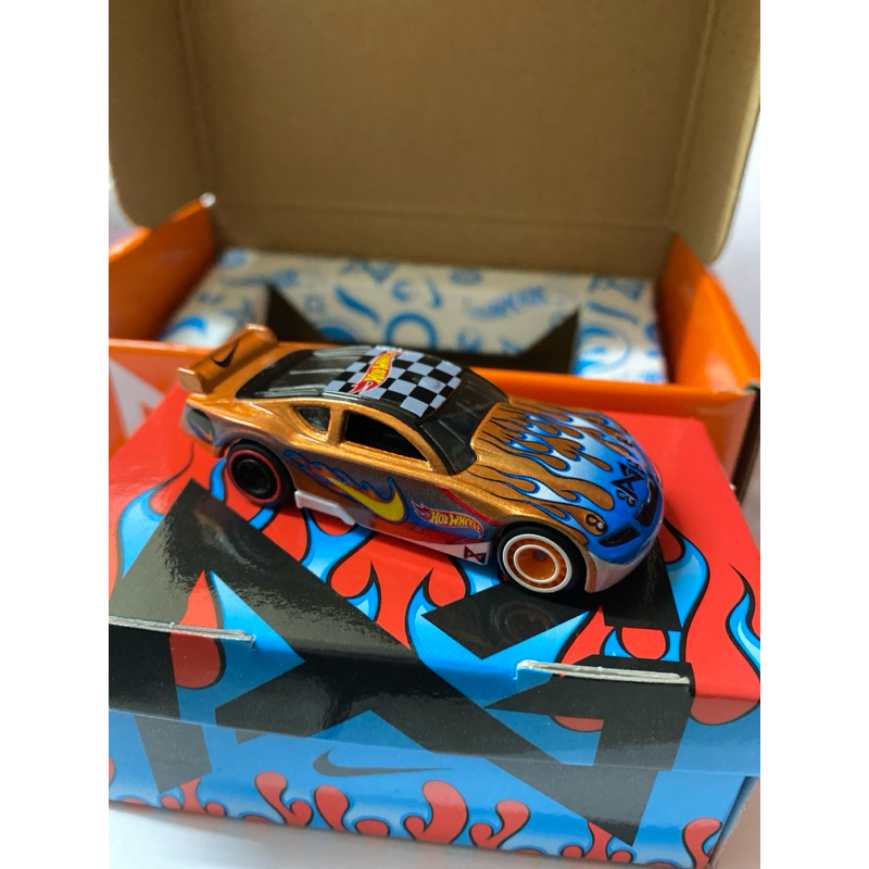 Hot Wheels Nike Circle Tracker Paul George Exclusive | Shopee Malaysia