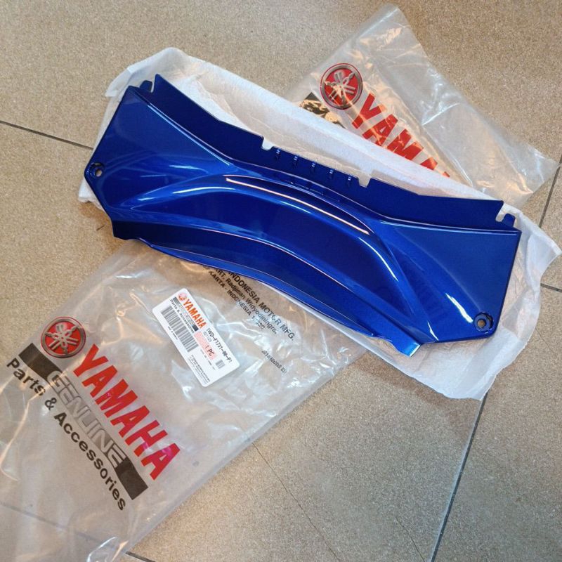 Yamaha R25 V1 V2 tail center cover original Yamaha part | Shopee Malaysia