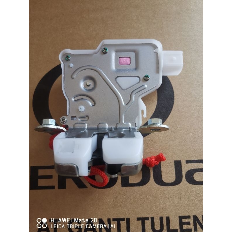 ORIGINAL Perodua Myvi 2018/Aruz Rear Boot Lock with Actuator(4pin ...