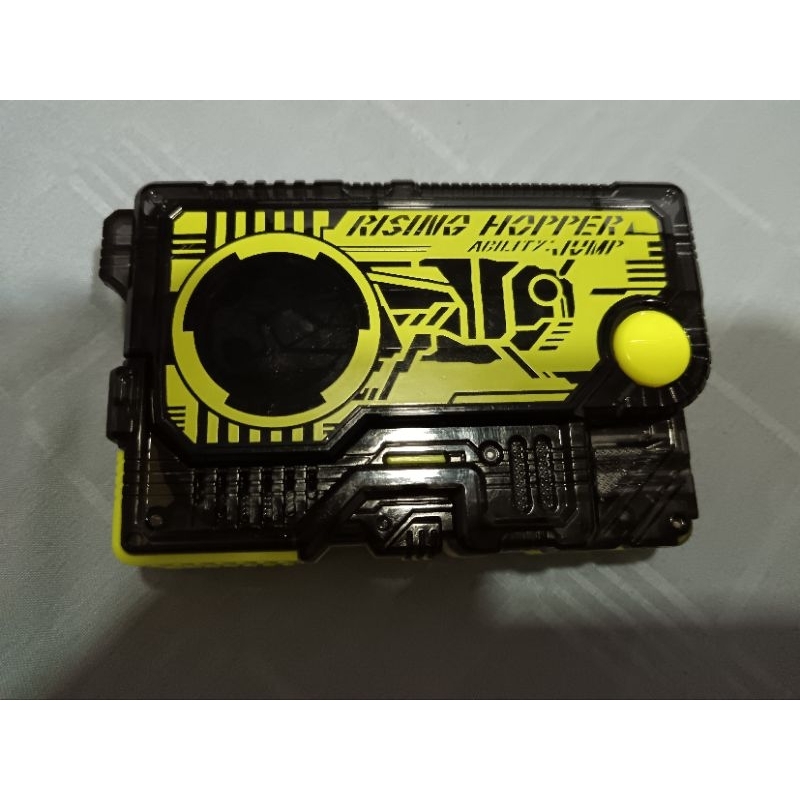 DX Memorial Rising Hopper Progrise Key --Kamen Rider Zero One | Shopee ...