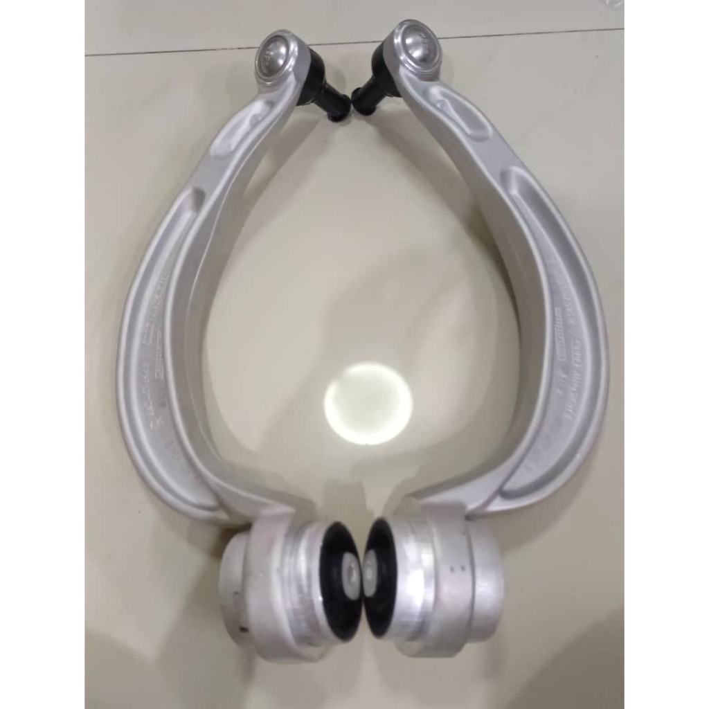 8K0407693 8K0407694 FRONT LOWER ARM LEFT / RIGHT CURVE Audi A4 B8 S4 A5 ...