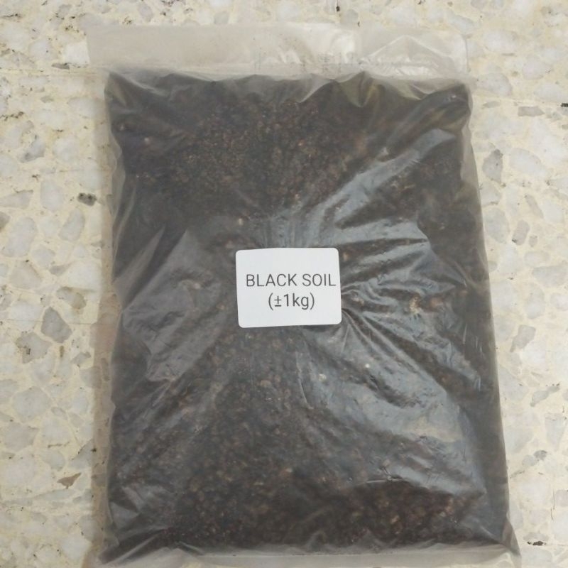 Black Soil, Tanah hitam , 黑泥土(±1KG) | Shopee Malaysia