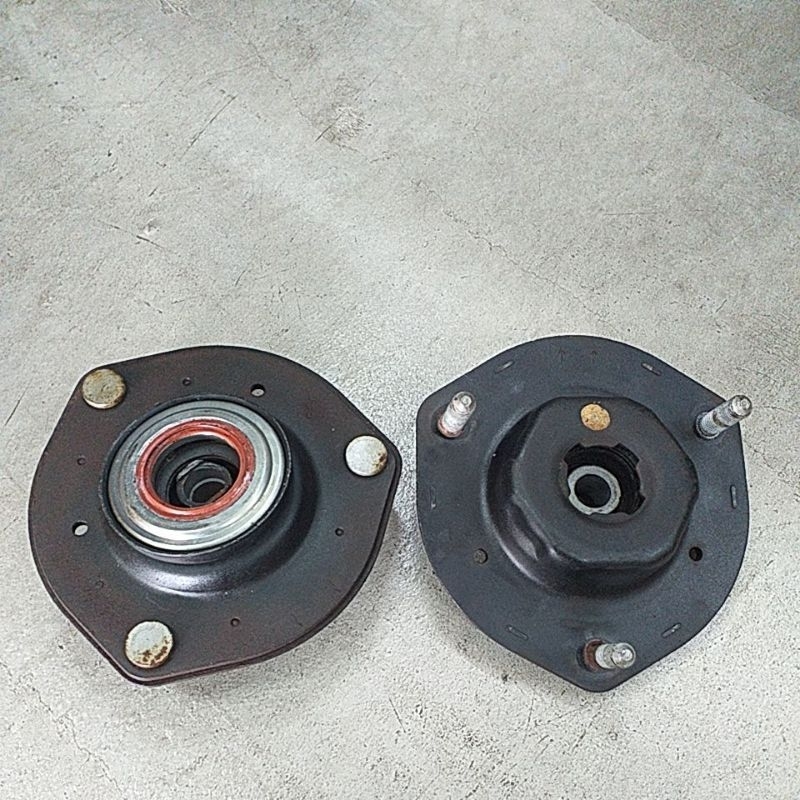 ABSORBER MOUNTING Toyota Original 2pcs Used TOYOTA HARRIER MCU30 ACU30 CAMRY ACV30 ESTIMA ACR30 ...
