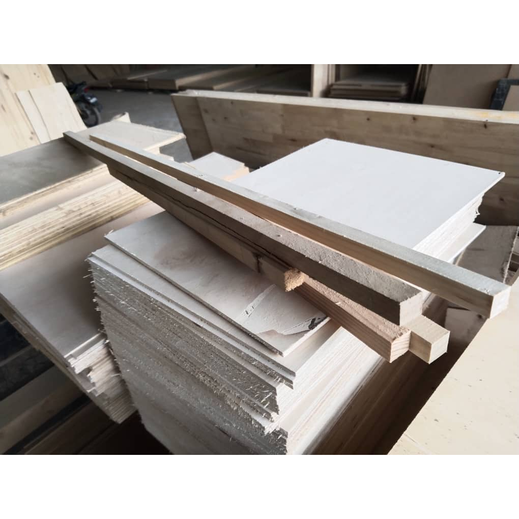 Sticky Wood | Pine Wood 15mm x 15mm | Length 300mm 600mm 900mm | Shopee ...