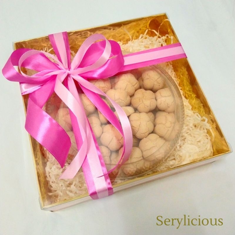 Serylicious Set Hantaran Biskut Bangkit Kelapa Rangup Premium/Kahwin ...