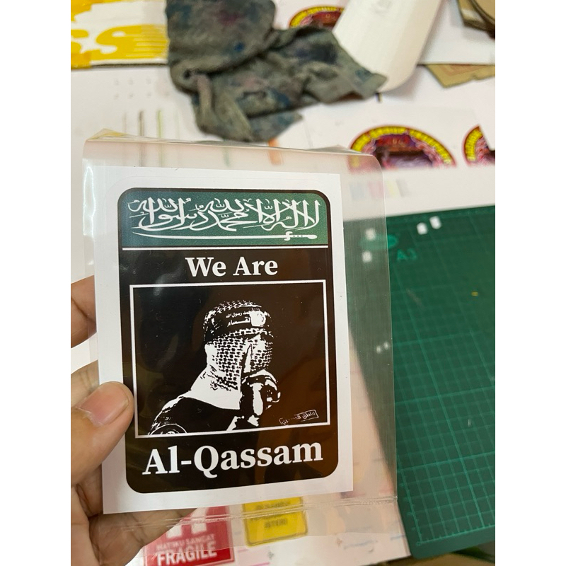 Sticker al Qassam tampal luar (Setiap pembelian akan didermakan kepada ...