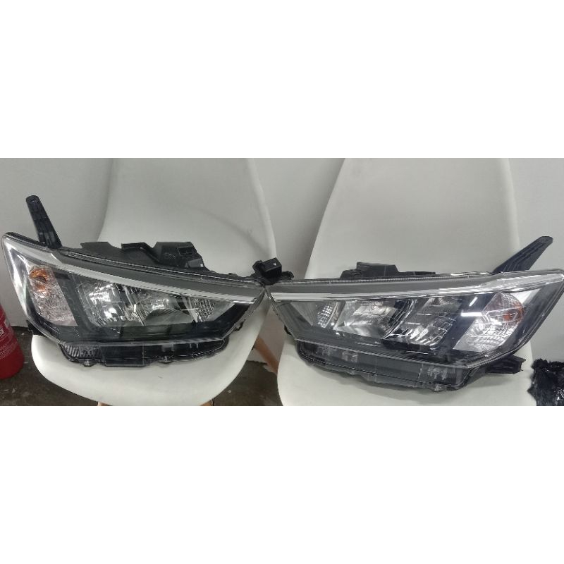 PERODUA BEZZA 2020 HEAD LAMP (RH&LH) ORIGINAL USED | Shopee Malaysia