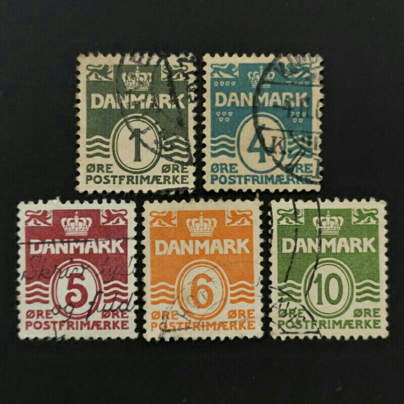 1933 Stamp Denmark-Unique Used Stamp-Numeral in Oval Frame and Elements ...