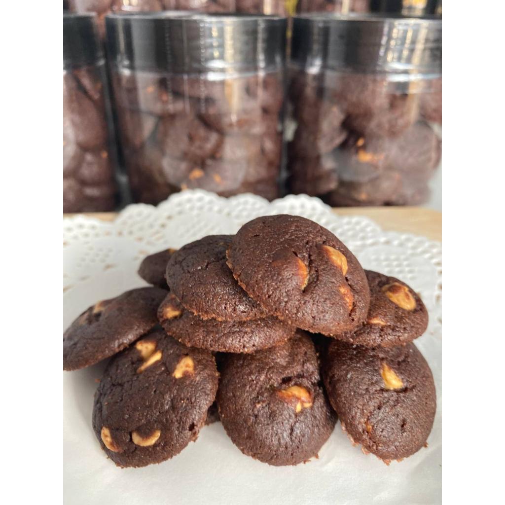 COOKIES BLACK ROYALE COCOA BISCUIT BISKUT ANYTIME RAYA SALE BOTOL ...