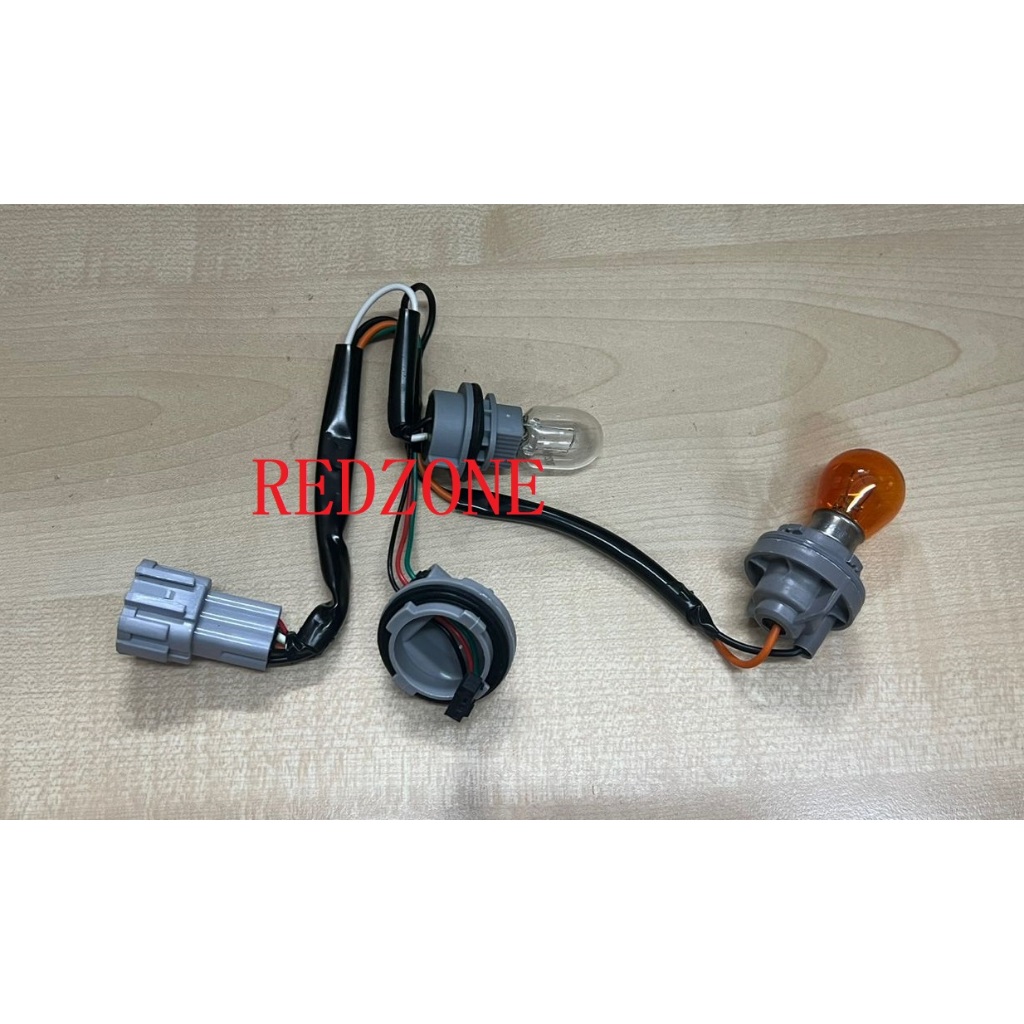 NISSAN NAVARA NP300 2020 2021 TAIL LAMP REAR LIGHT LAMPU BELAKANG ...