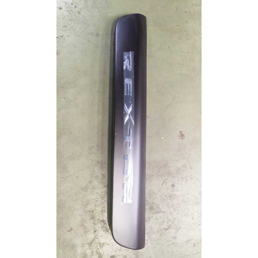 Ssang Yong Rexton Y200 2001-2005 Tail Gate Skirt (7967008003ACB) NEW ...