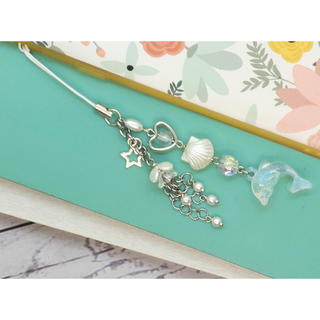 Phone charms; handphone dangle; handmade phone beaded charms ...