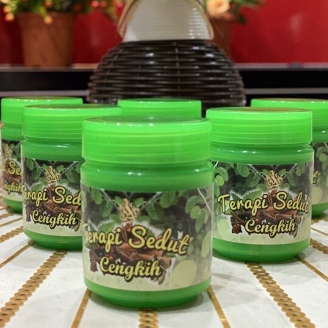 Cingkih Aroma Terapi Resdung Herbanika Ubat Herba Terapi Cengkih Balm ...