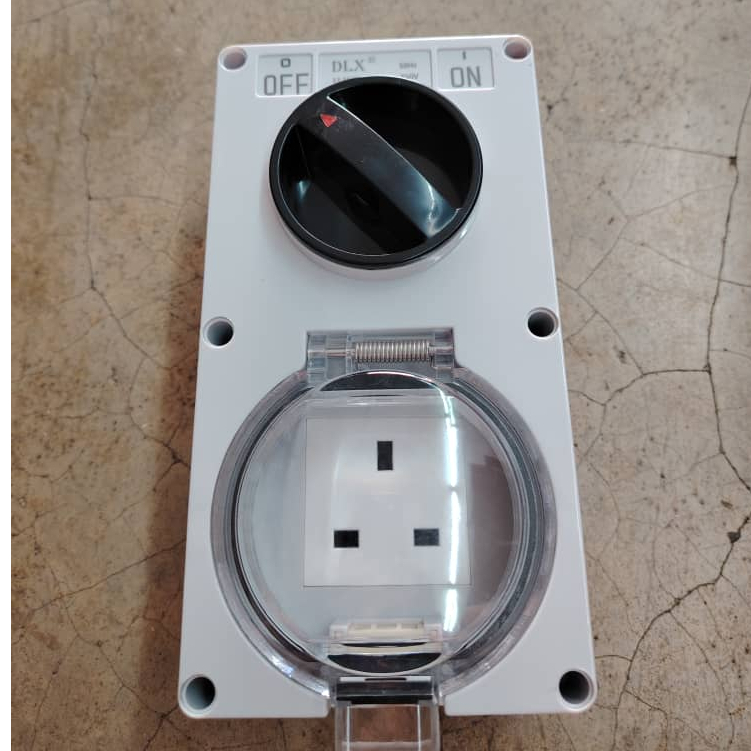 DLX 56C313 13A 3PIN SWITCH SOCKET IP66 WEATHERPROOF SOCKET | Shopee ...
