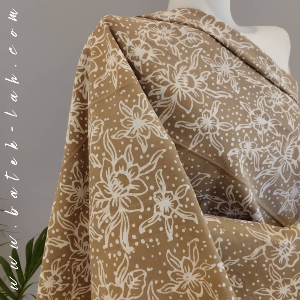 Traditional Sarong Batik Malaysia - (Hand-Stamped Batik) - 100% Genuine ...