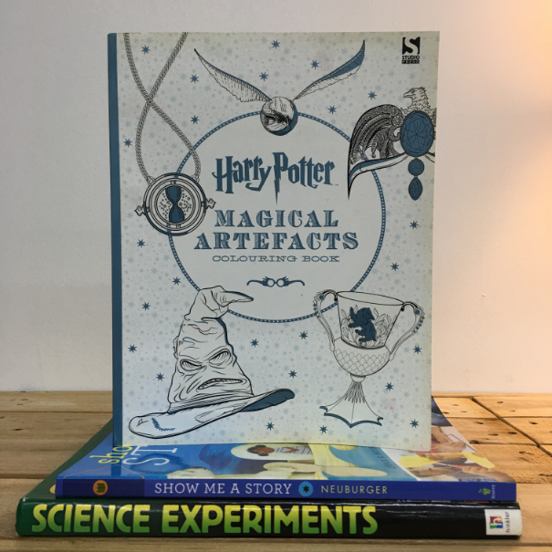 Harry Potter's Colouring Book and Other Children's Activities Books ...