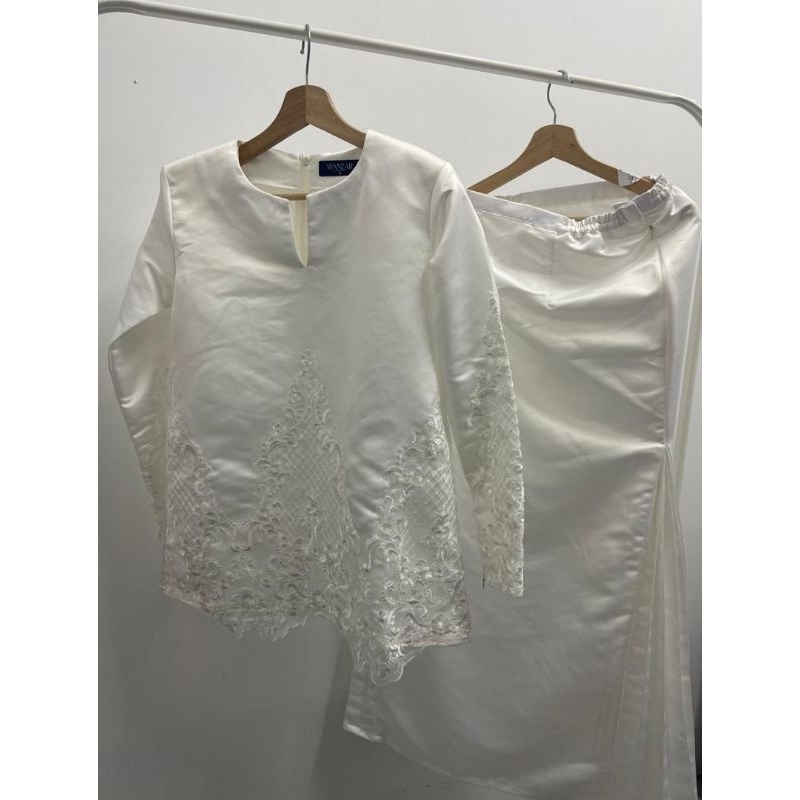 LIMITED Set baju kurung bride brand wanzar Size M ( Prelove) | Shopee ...