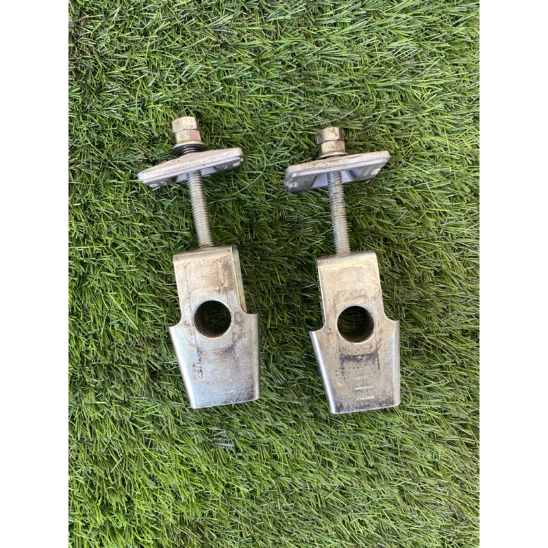 chain adjuster sepit udang ekor udang sym vf3i ori motor | Shopee Malaysia