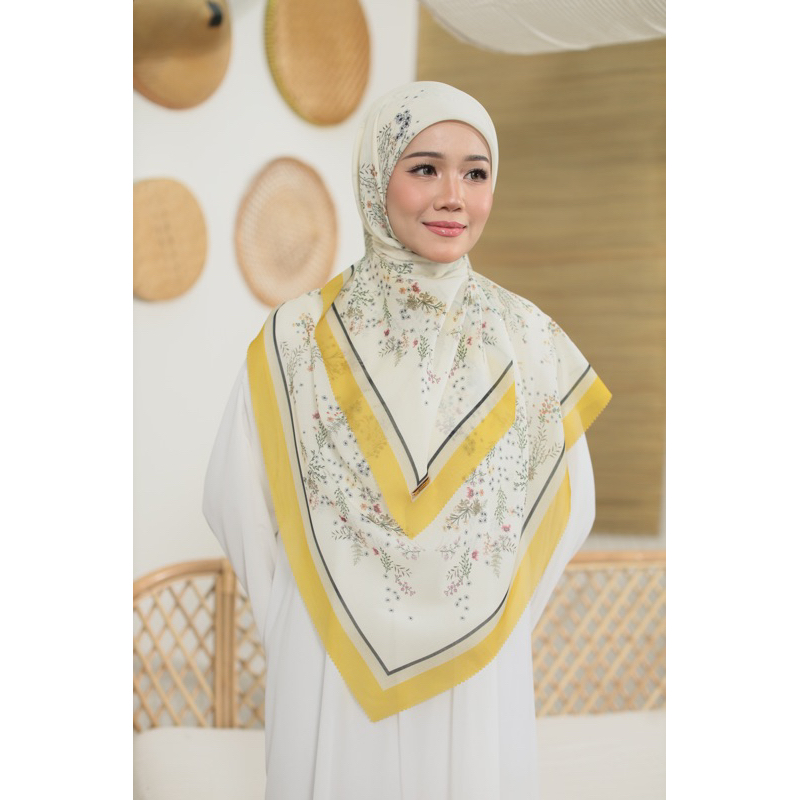 Tudung Bawal Monogram Cotton Premium bidang 50/55 by Fabulous | Shopee ...