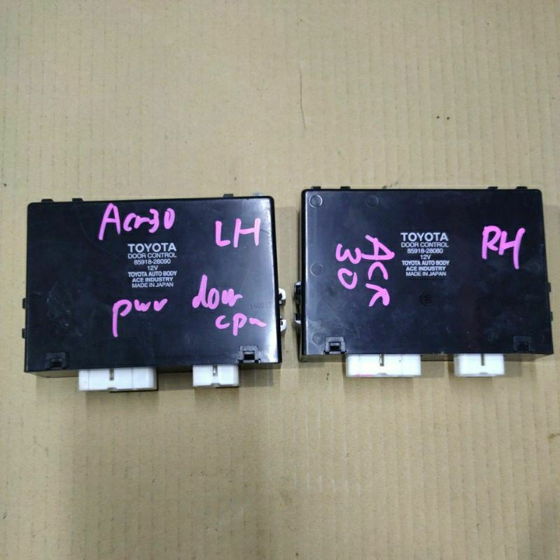 Toyota estima acr30 mcr30 power Sliding door control module (original ...