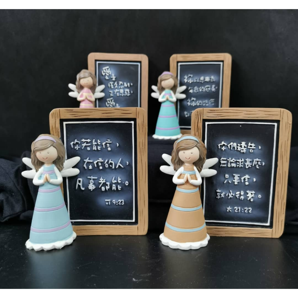 Mini Polyresin Table top Angel Blackboard with Chinese Bible Verses ...