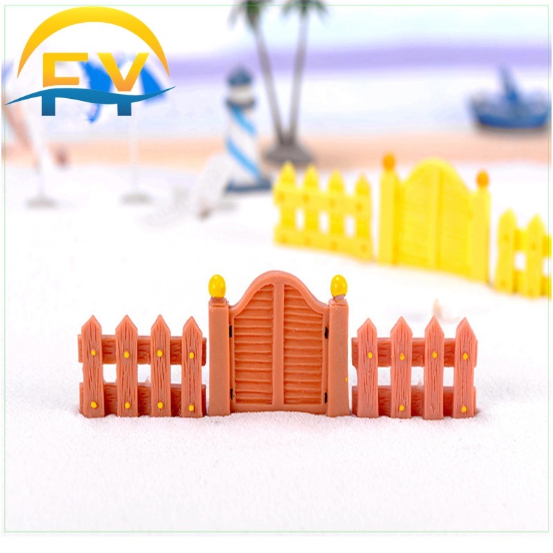 FY Miniature Resin Love Shaped Wooden Garden Fence Gate DIY Craft ...