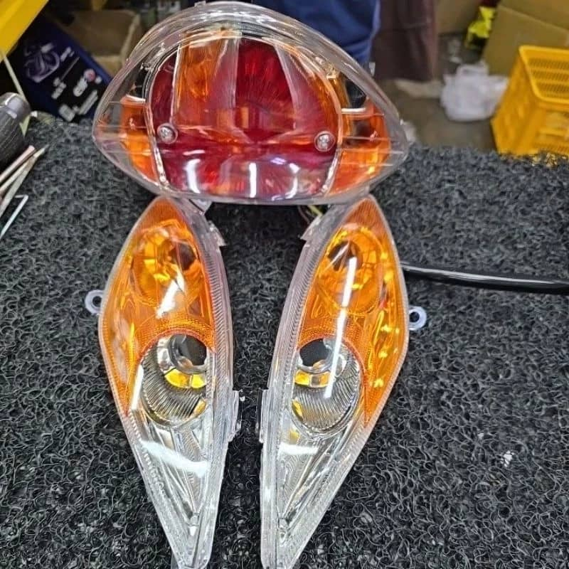 VIETNAM SPECIAL EDITION COMBO SET LC135 V1 FRONT SIGNAL POSITION LAMP / TAIL LAMP ASSY LAMPU ...