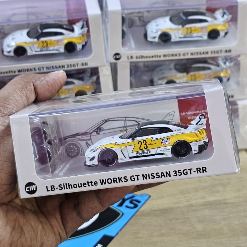 CM MODEL LB-Silhouette WORKS GT NISSAN 35GT-RR R35 GTR WITH SPARE TYRE ...