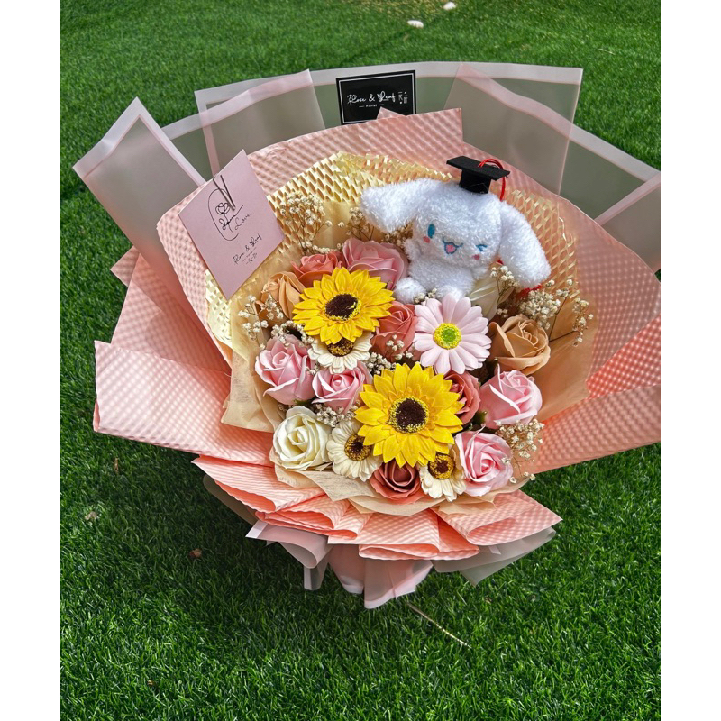 Graduation Bouquet Soap Flower / Convo Bouquet | Shopee Malaysia