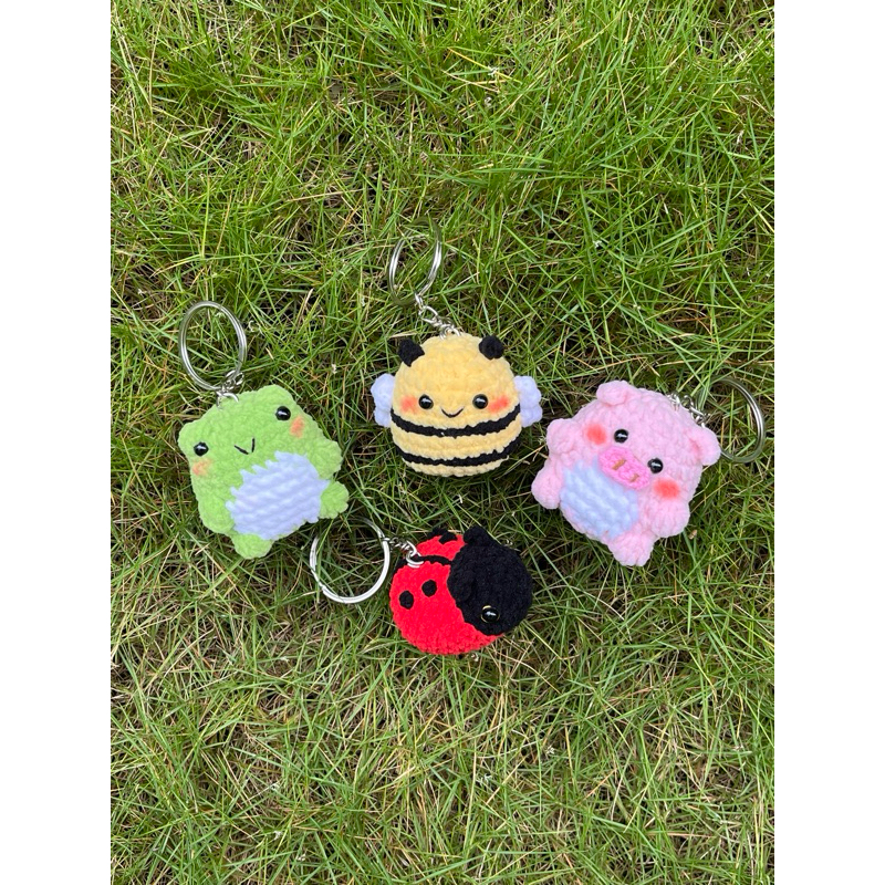 Cute Frog, Bee, Pig and Ladybug keychain 🐝🐸🐷🐞handmade crochet for loved ...