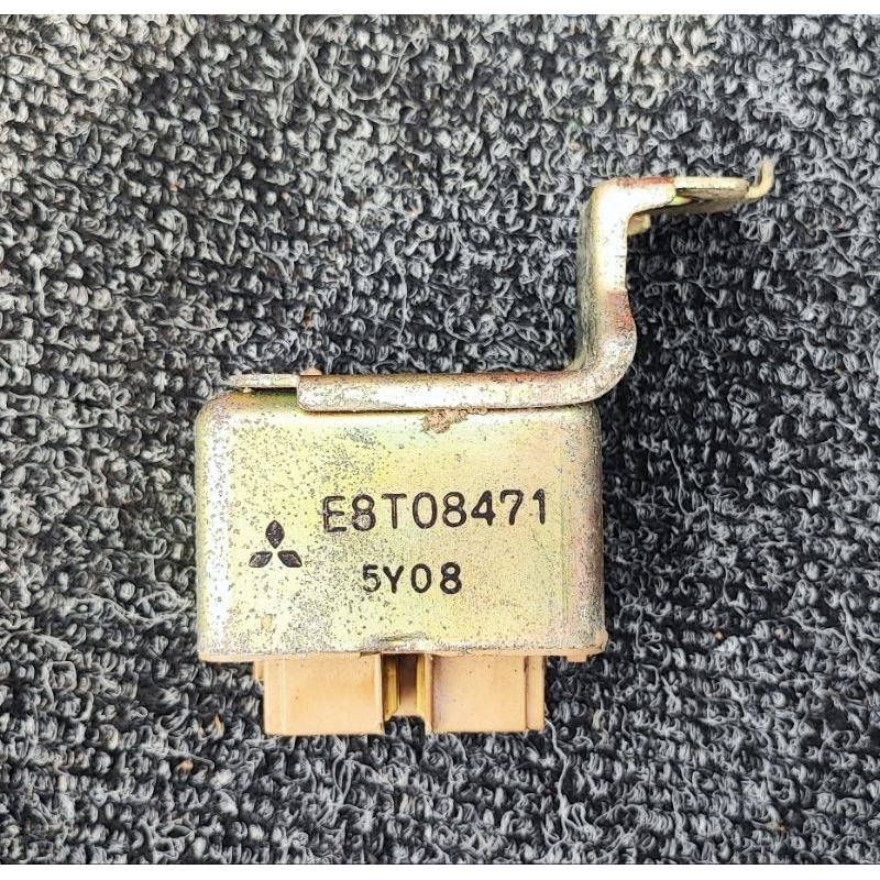 relay fuel pump proton wira 1.6 1.8 | Shopee Malaysia