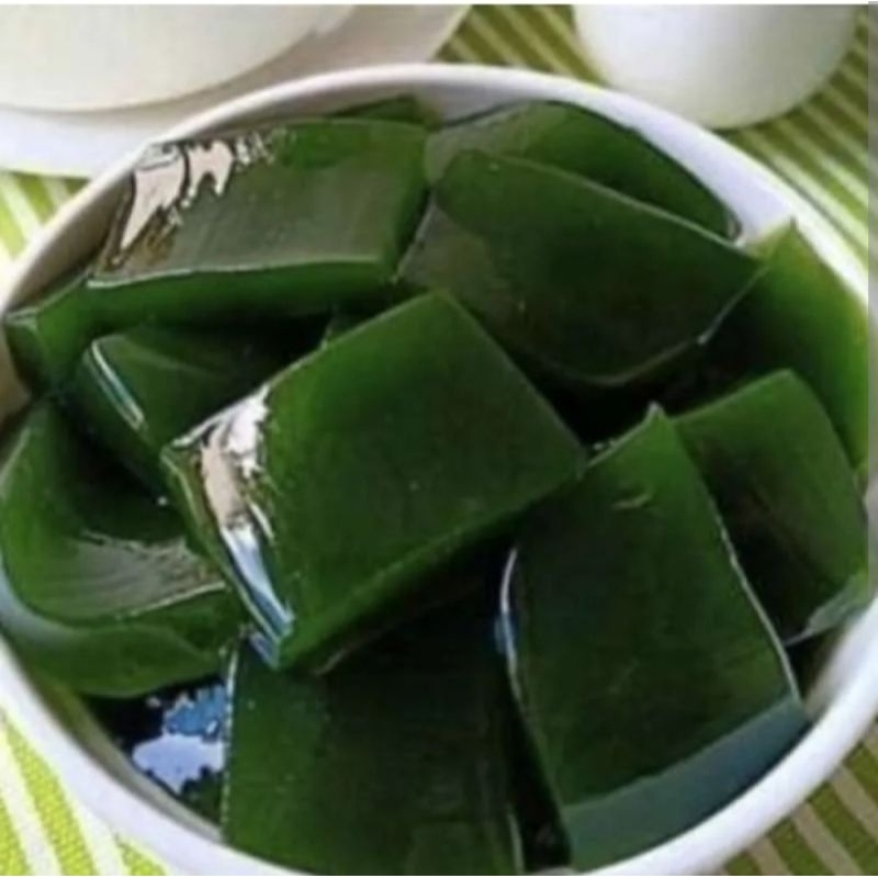 Keratan POKOK CINCAU HIJAU/GREEN GRASS JELLY-4 keratan | Shopee Malaysia