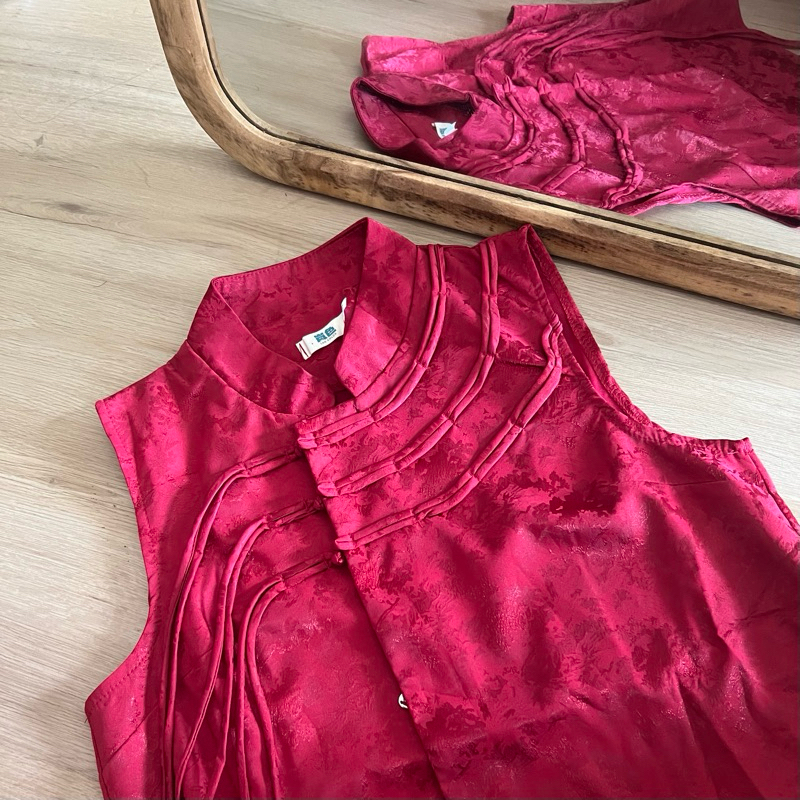 Red Sleeveless Crop Top for Women - Modern Chinese Style Cheongsam ...