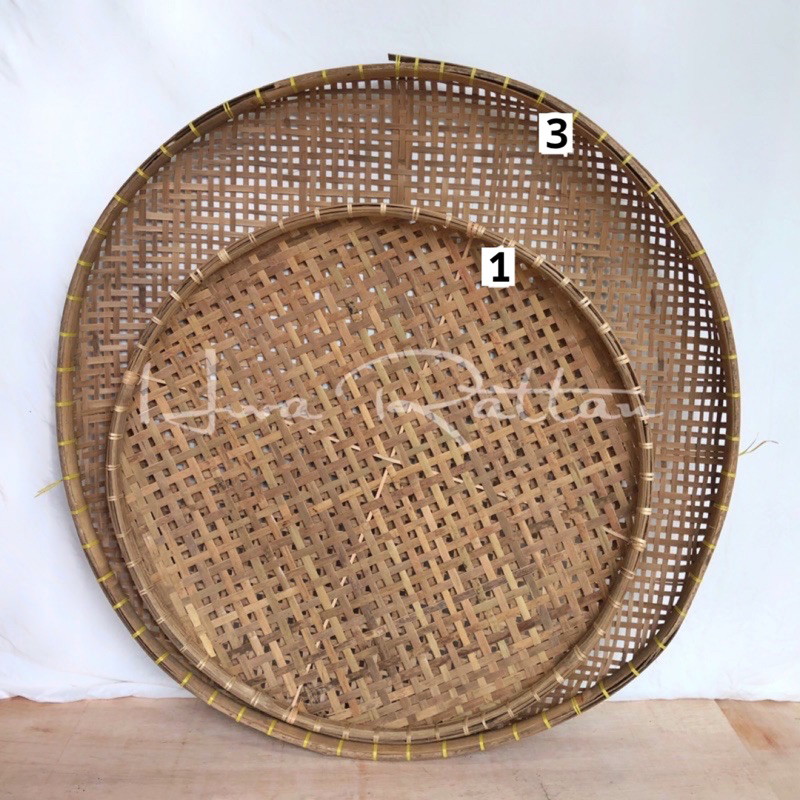 Penampi lubang Bakul tray kuih tradisional putu mayam Display tray ...